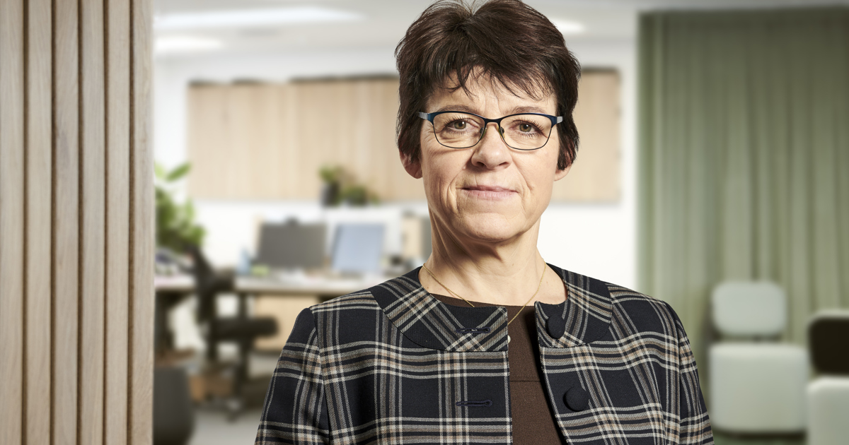 Thea Larsen takker af